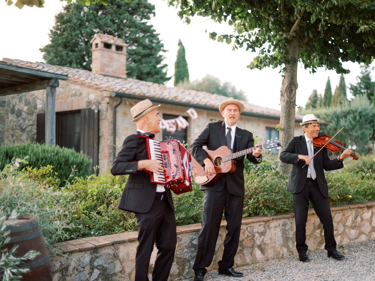 Book The Tuscany Folk Band, Italian Folk Band in Tuscany, Italy ...