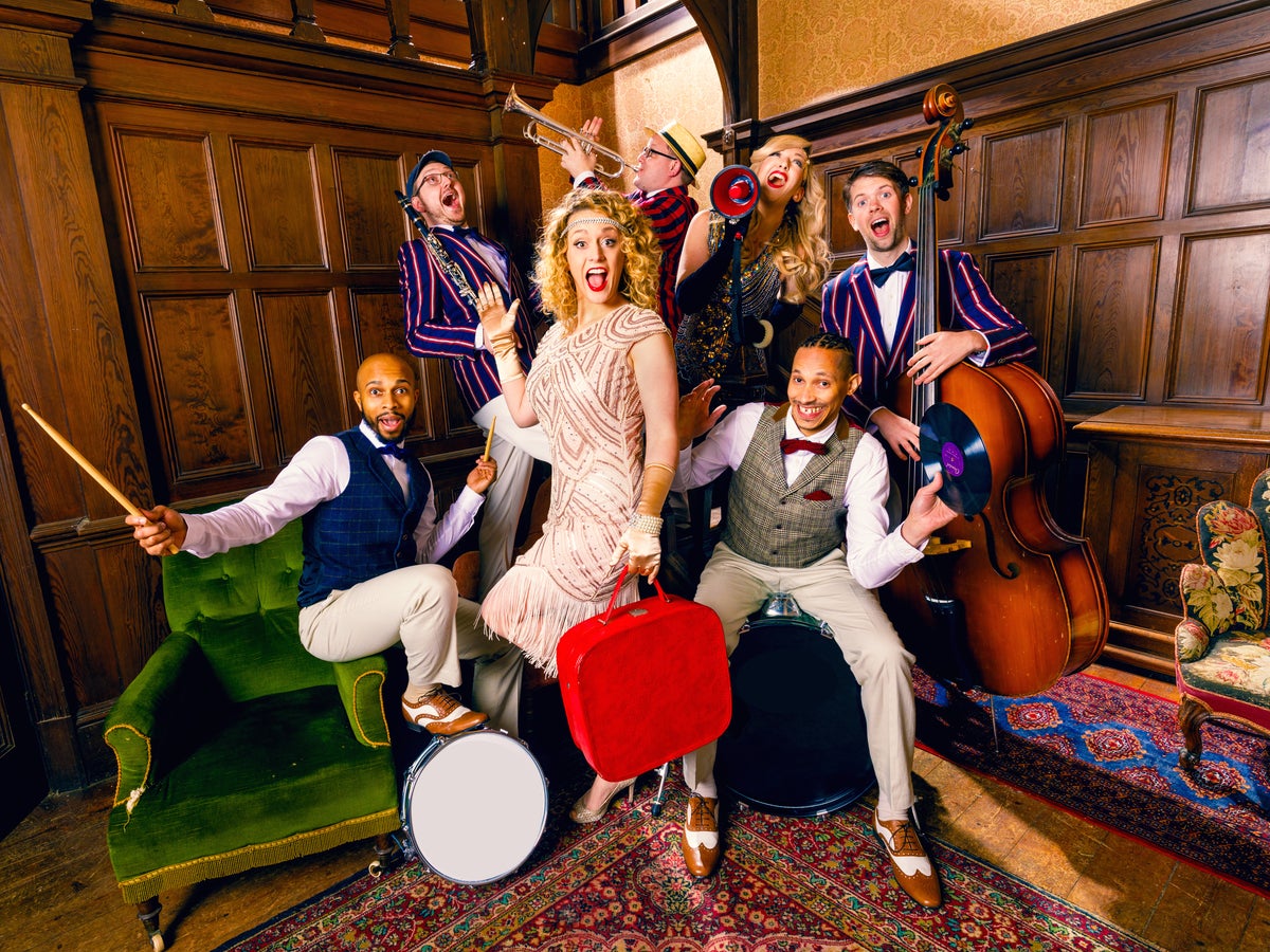 Book Jukebox Lounge, Post Modern Jukebox Band in London | FixTheMusic